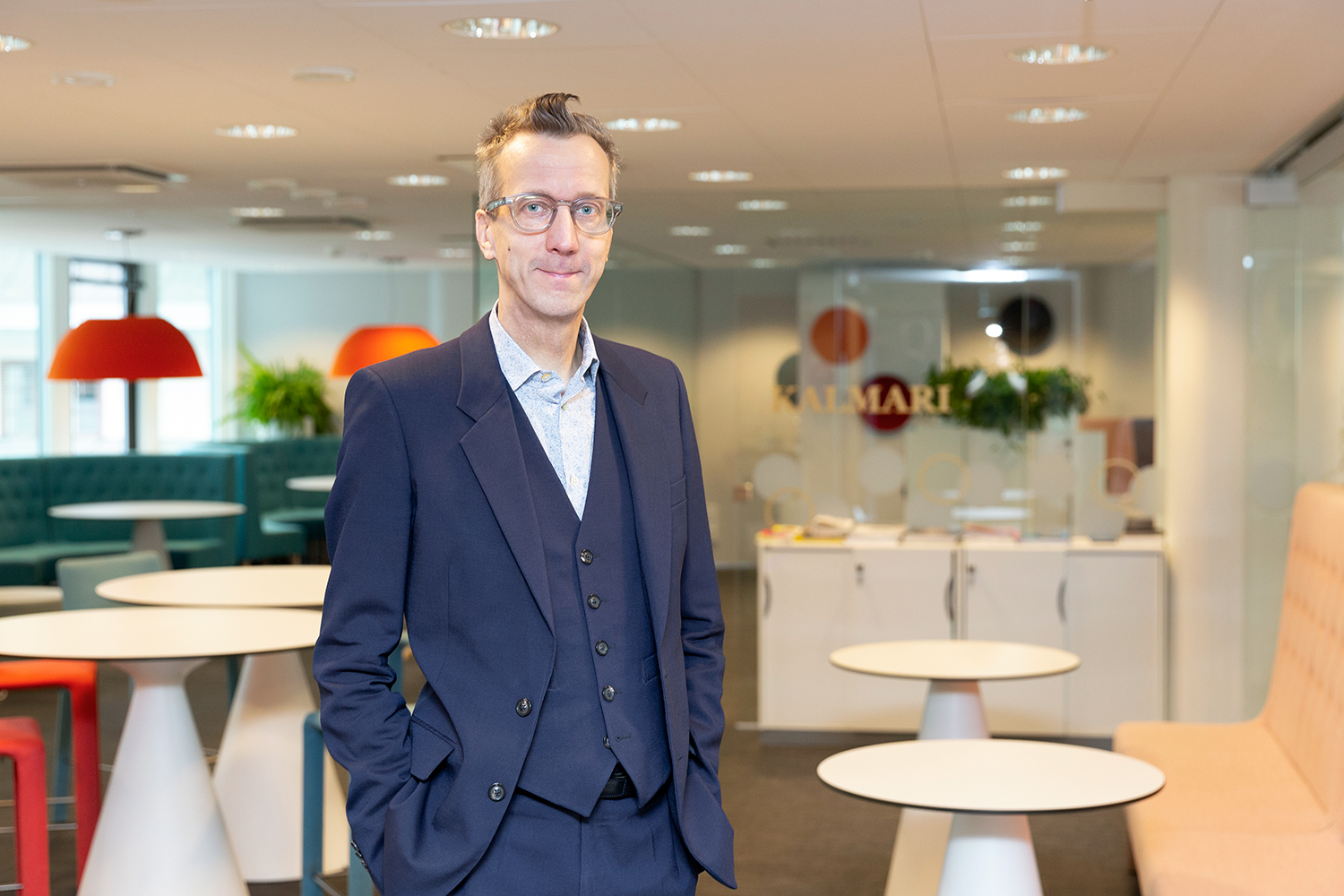 Mediayhtiöiden ja alustajättien suhteisiin etsitään pelisääntöjä ...